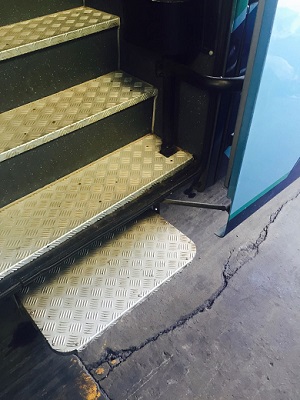 Pneumatic Bus Foot Step (FS100P)